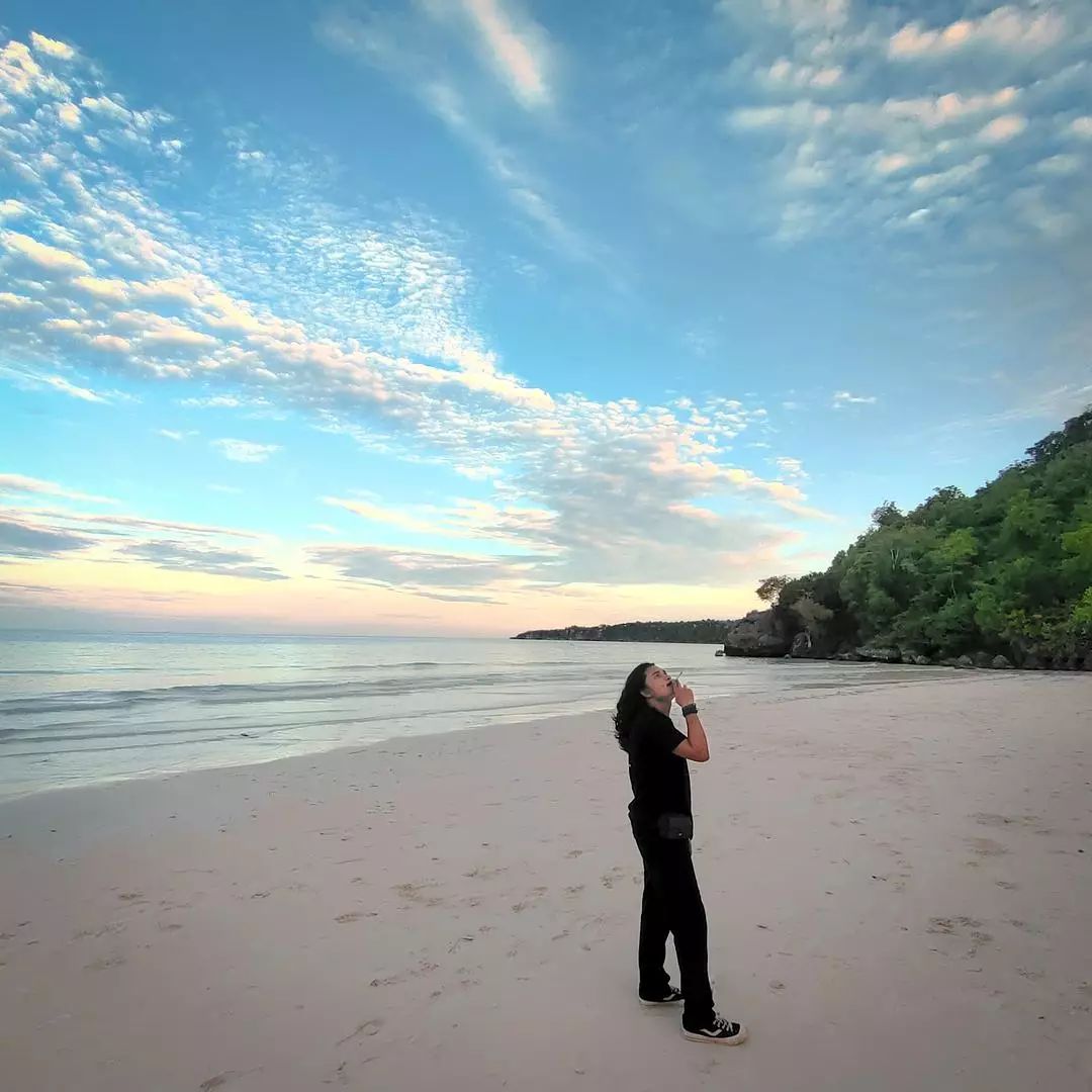 Pesona Pantai Kasuso, View Sunset di Ujung Sulawesi Selatan